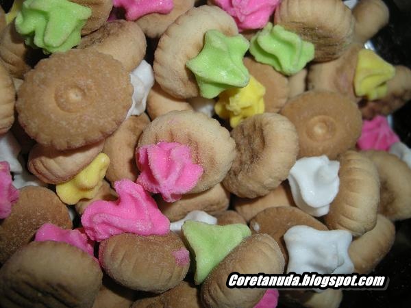 BEE: Biskut gula ising aka biskut cotek