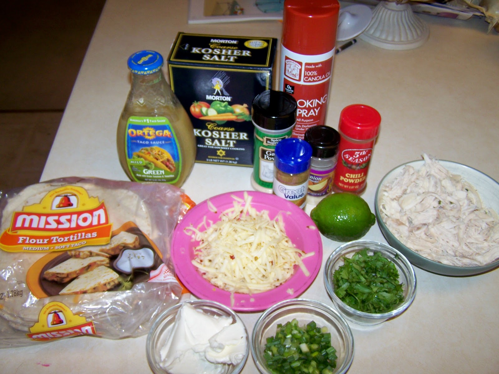 Diary of a Recipe Addict: Baked Creamy Chicken Taquitos