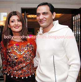 Latest News: Pictures of Mohammad Azharuddin With Wife Sangeeta Bijlani
