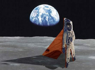 Outubro: VIAGEM À LUA