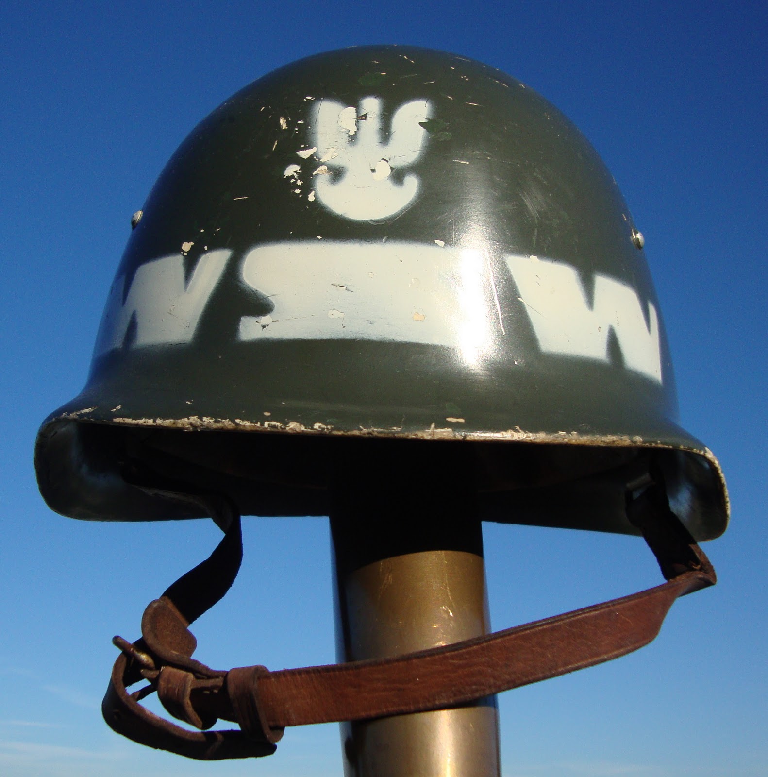 Mannie Gentile: Combat Helmets of the 20th Century: Polish Wojskowa ...