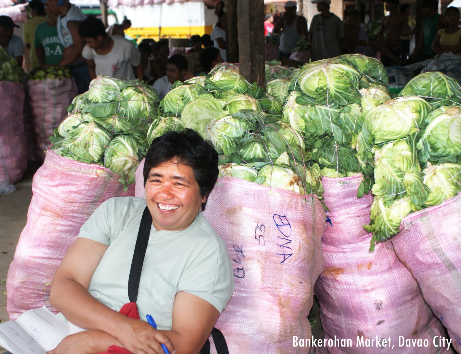 Duaw Mindanaw: Bankerohan market, Davao City