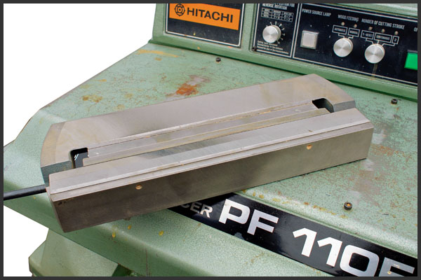 SOLD Hitachi PF110F Full Auto Super Surfacer