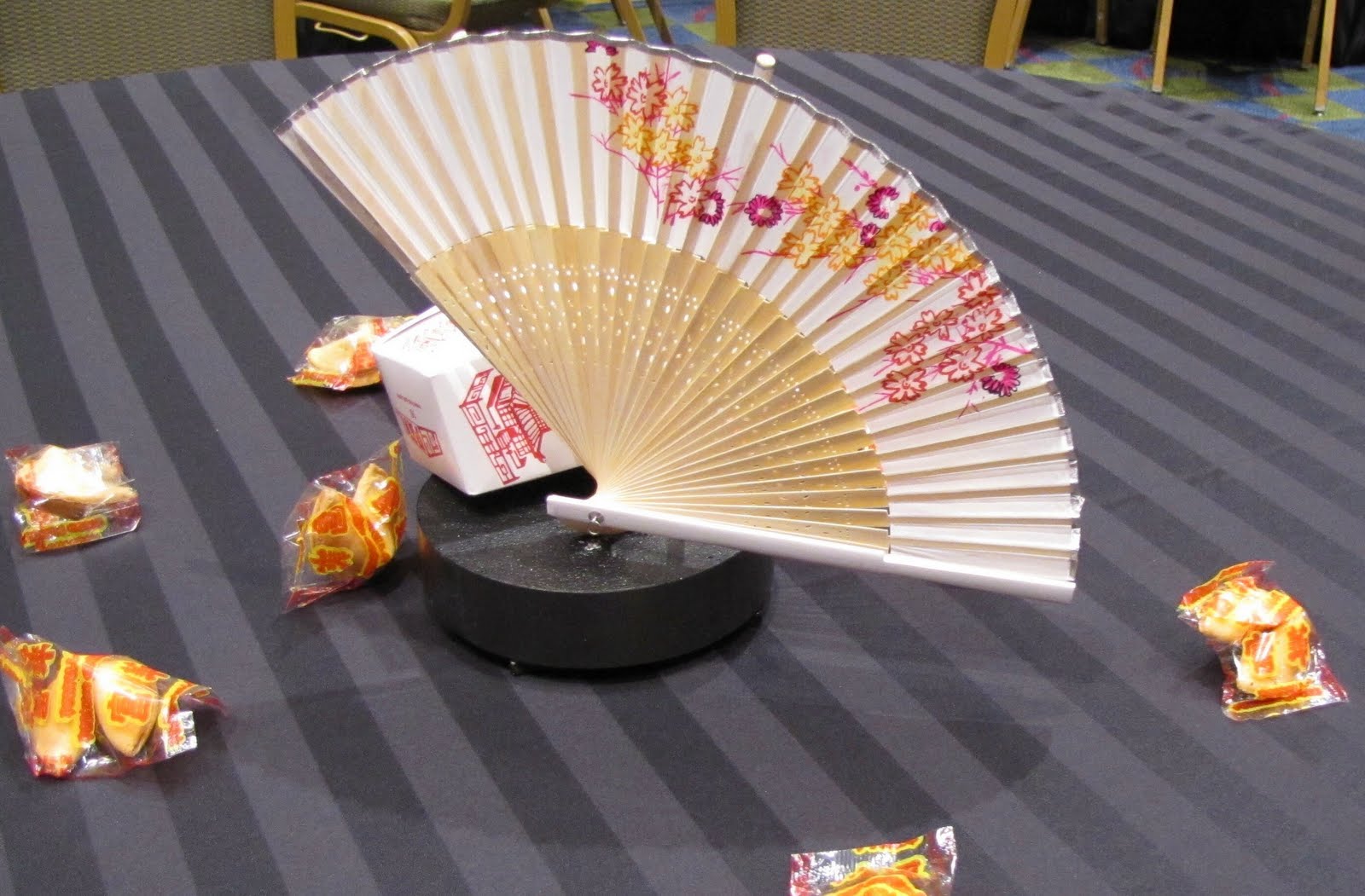 Party People Event Decorating Company: Lake Gibson Prom 2010