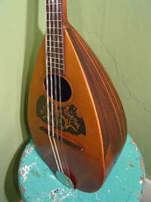 c.1915 Stella Bowlback Mandolin