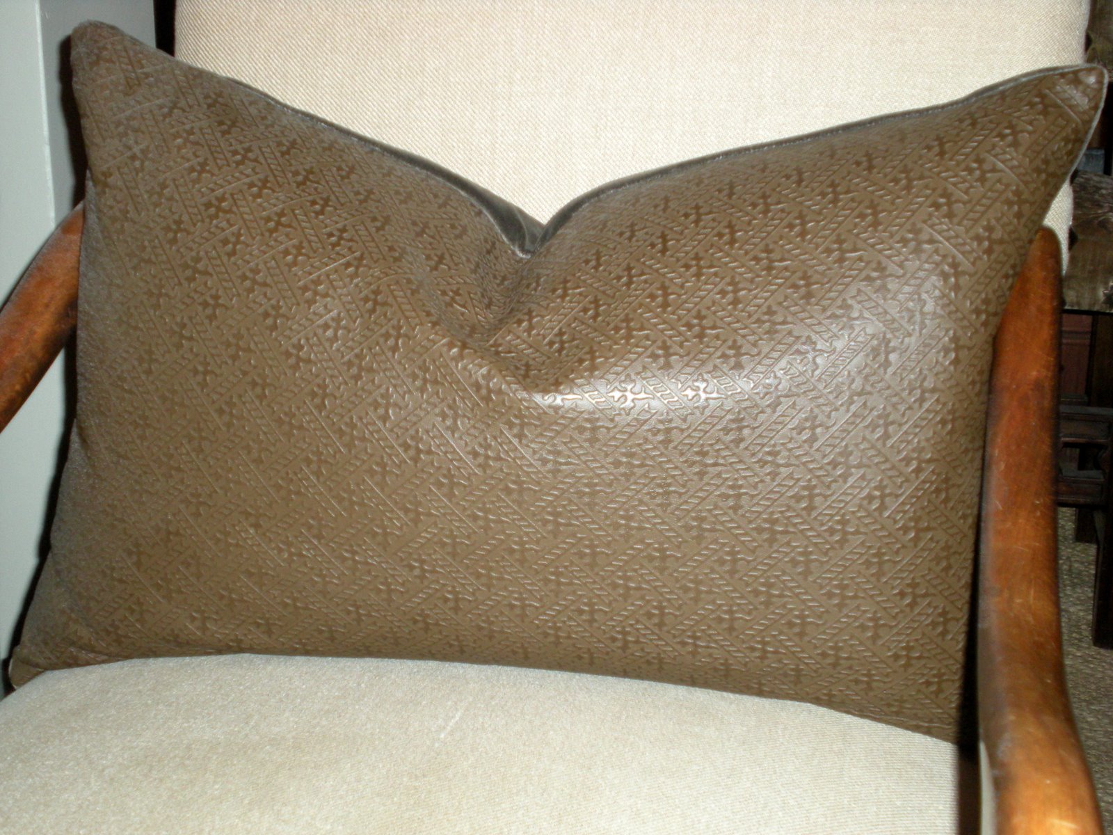Circa: LOTS of new pillows!