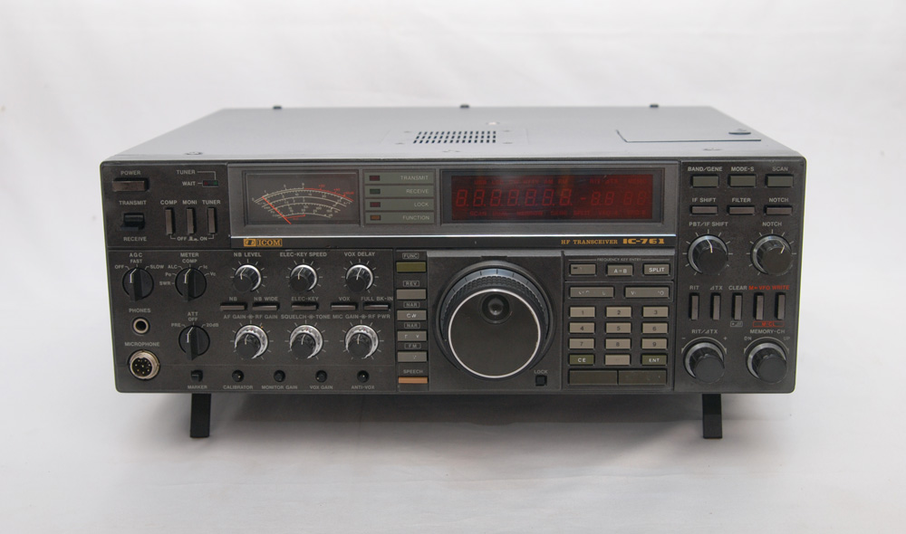 die - radio: HF ICOM IC-761 (TERJUAL)