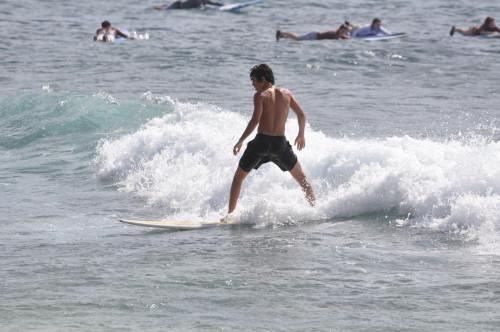 [ ∂ιѕиєу gσѕѕιρ & Co. ]: I maghi di Waverly: Jake T. Austin fa surf a Maui