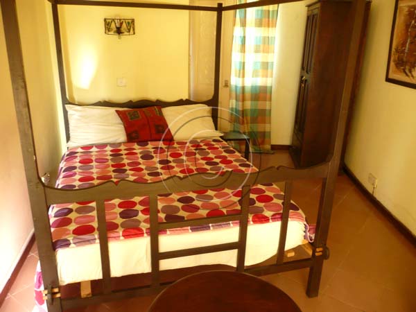 Going Ghana: Afrikiko, Atimpoku, Akosombo, Dam!