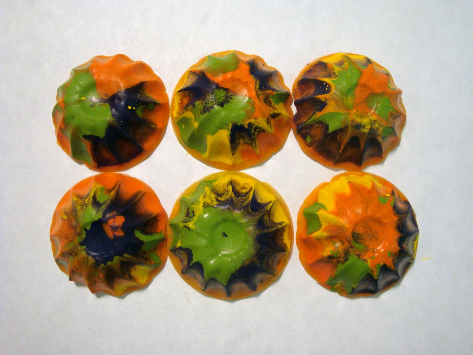 Clementine Art: Crayon Flowers: Recycled Crayon Bits