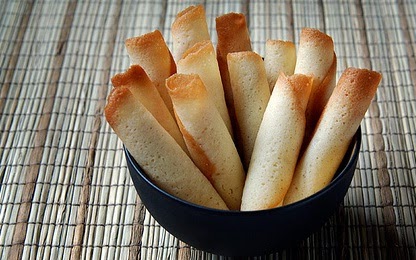 Cooking for Zo: Pirouette Cookies