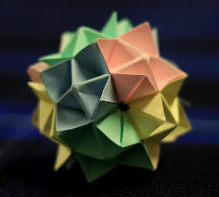 The world of Origami: Spike Ball