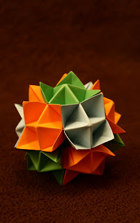 The world of Origami: Spike Ball
