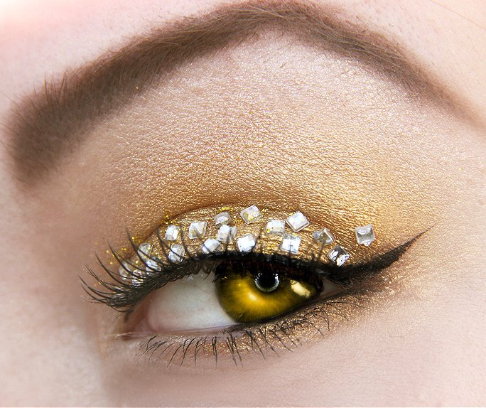 Makeup your Jangsara: Tutorial: Gold with Diamonds