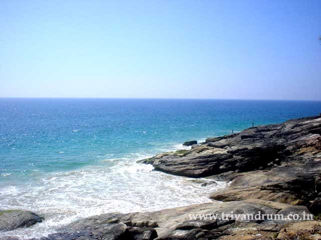 Aazhimala beach, Chowara, Trivandrum Photo gallery | Trivandrum ...