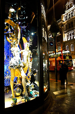 World Tour Part Deux: Window Displays at Harvey Nichols and Harrods