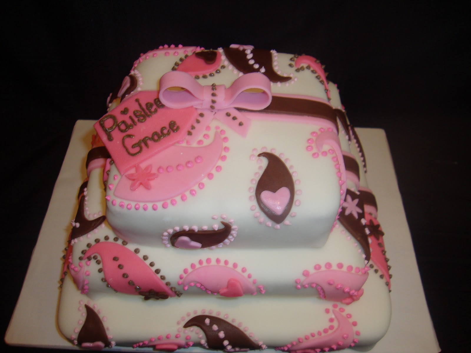 Cake 'N' Bake Sisters: Paisley Cake