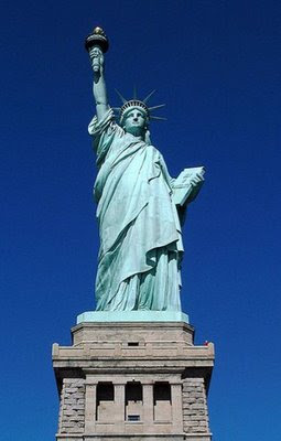 mengenal karya seni: patung yang terkenal di dunia