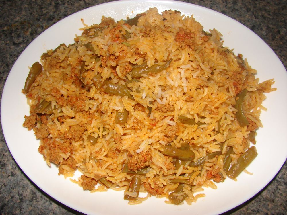 Persian cooking and more!: Green bean and rice (Loubia polo)