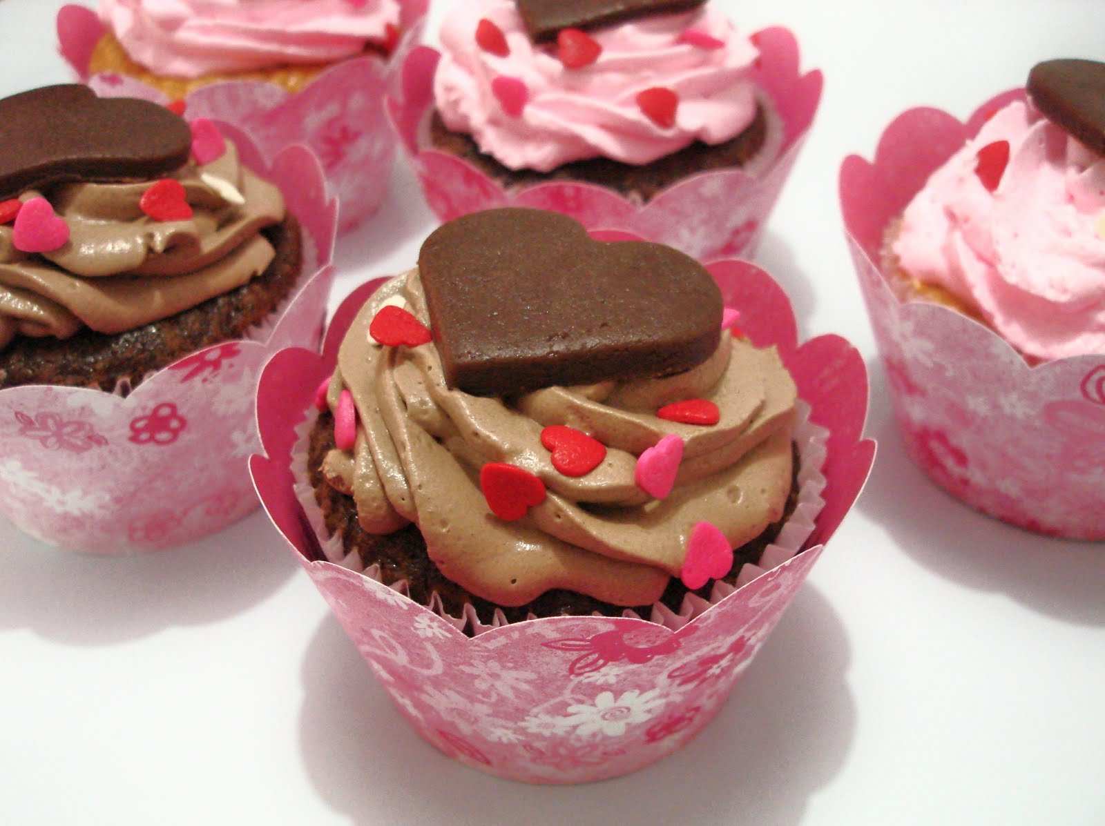 B de brigadeiro ®: WRAPPER NOS CUPCAKES