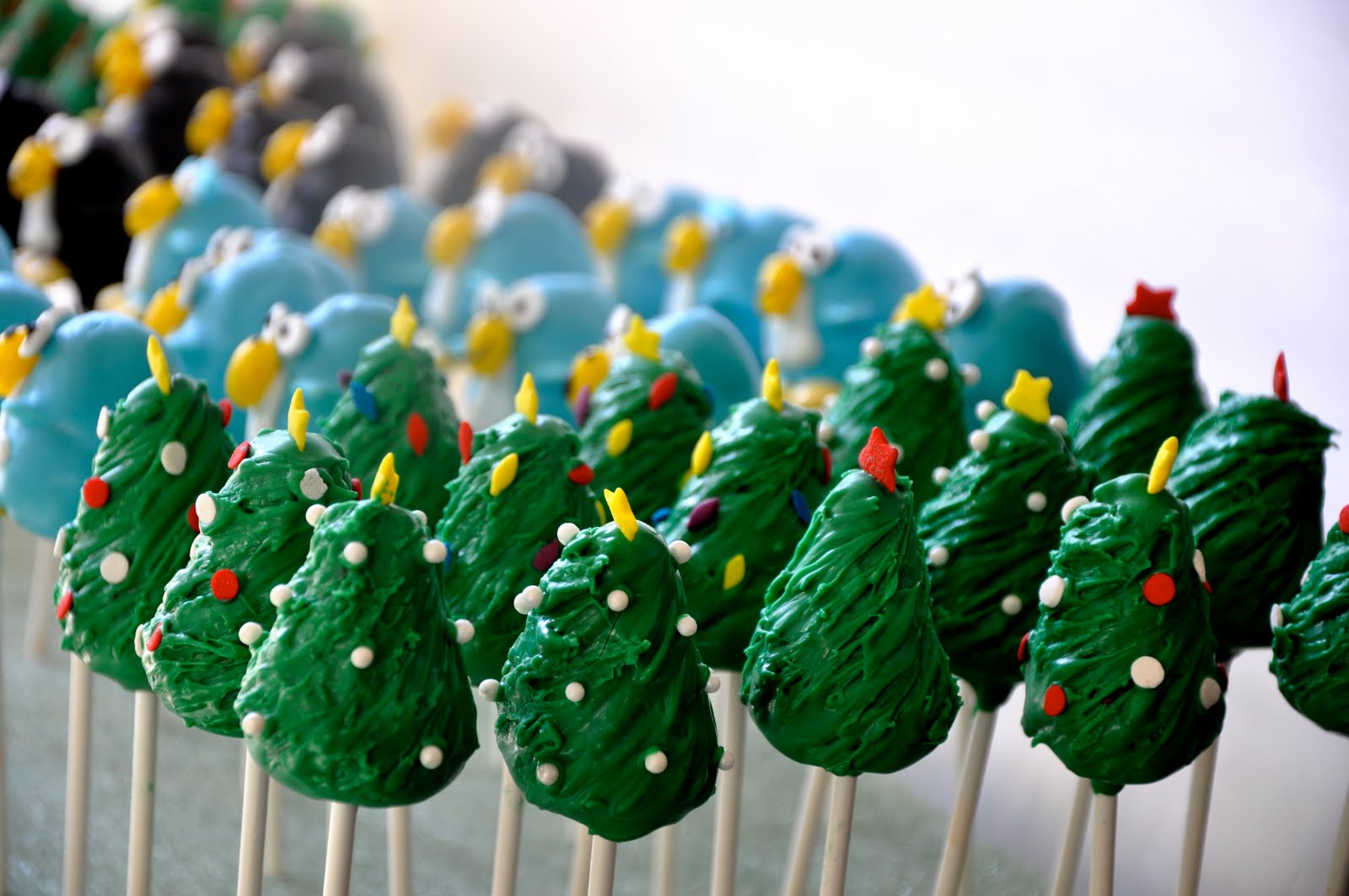 Little Miss Sweet & Spicy: Winter Wonderland Cake Pops by Lil Cutie Pops