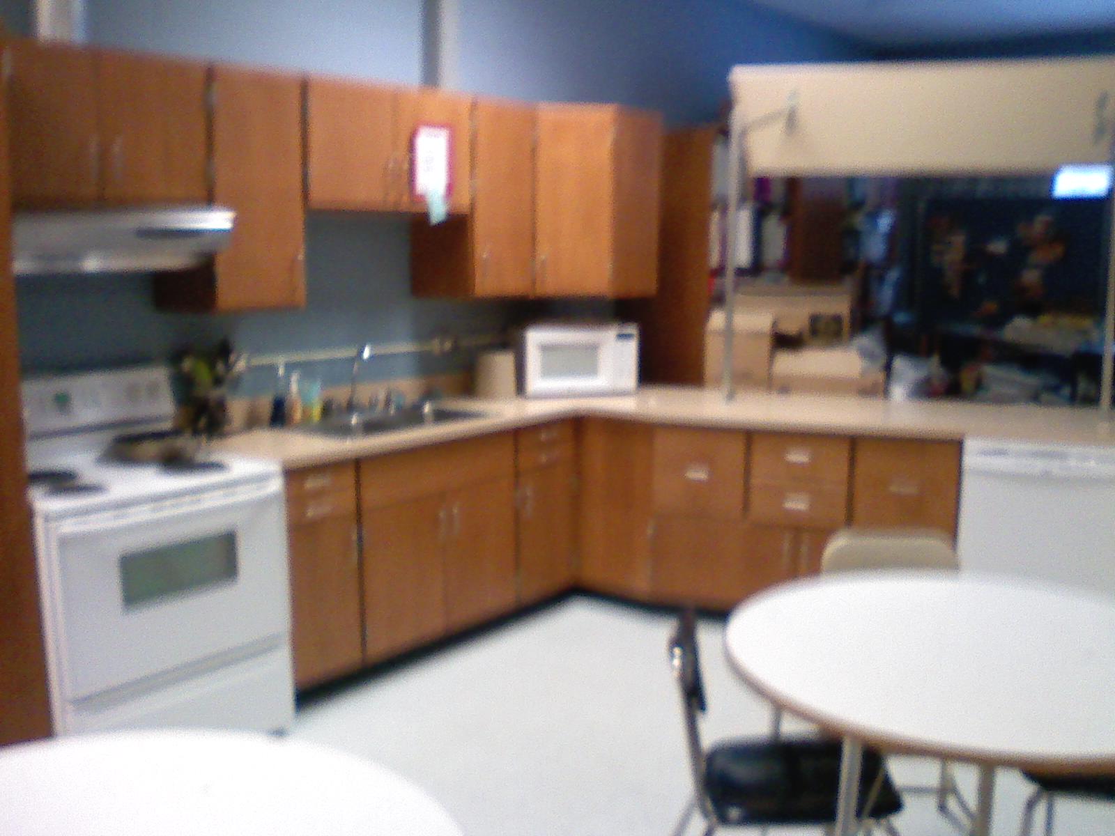 Mrs. Jones - Family and Consumer Science: Kitchen Layouts