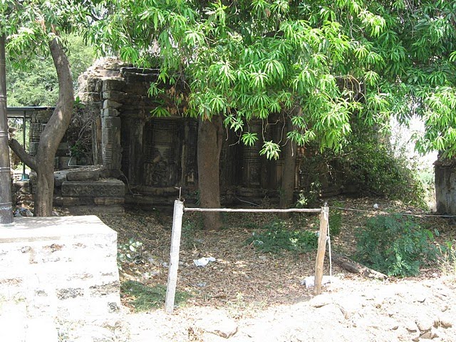 Girl next doors retreat: Manthani: A small village in Andhra, India