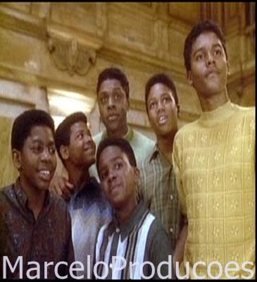 Michael Jackson não morreu,ele está vivo.: Jason Weaver viveu Michael ...