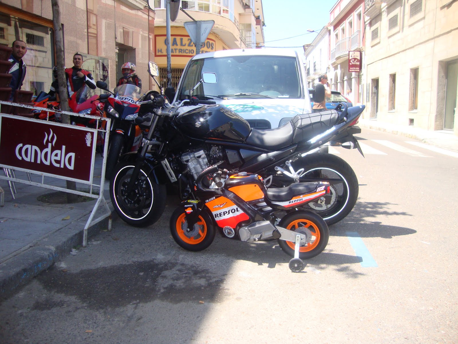 Peña Motera Los Augustitos: II FIESTA MOTERA" AMIGOS DE LAS MOTOS"