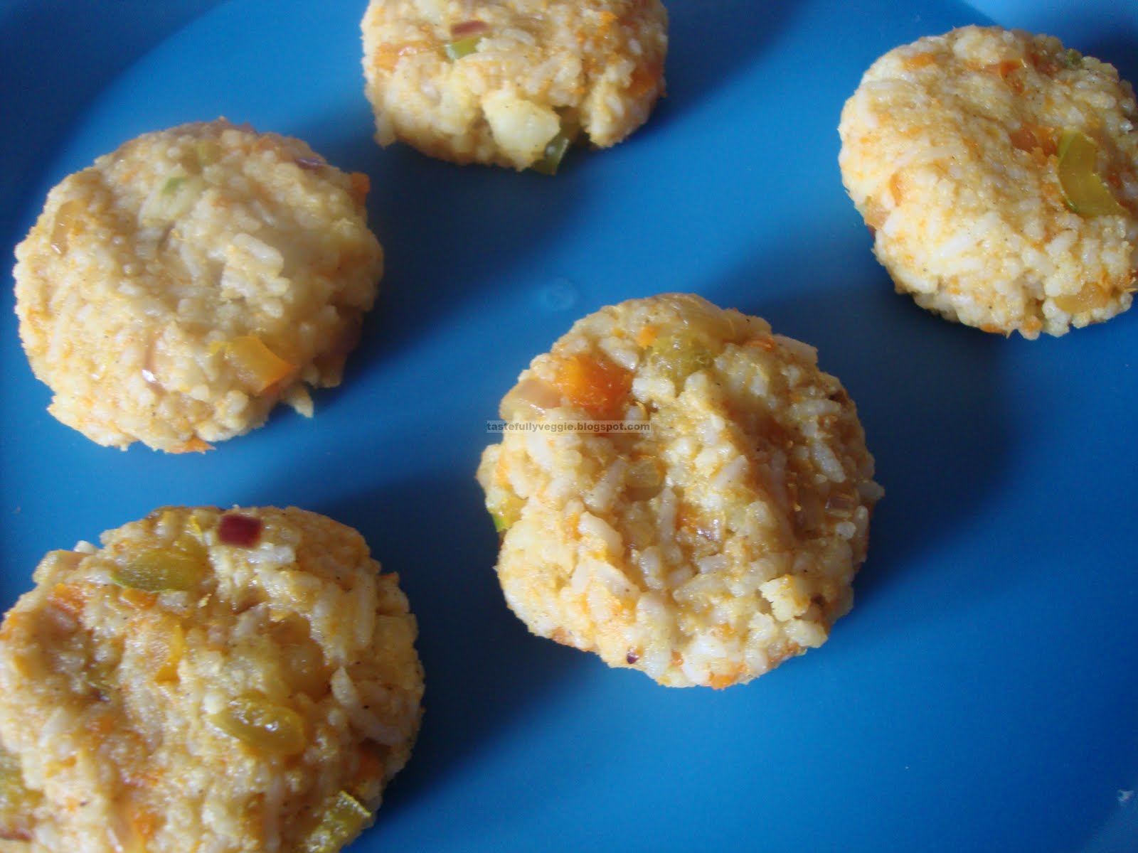 Tastefully Veggie ...: Rice and Vegetable Cake