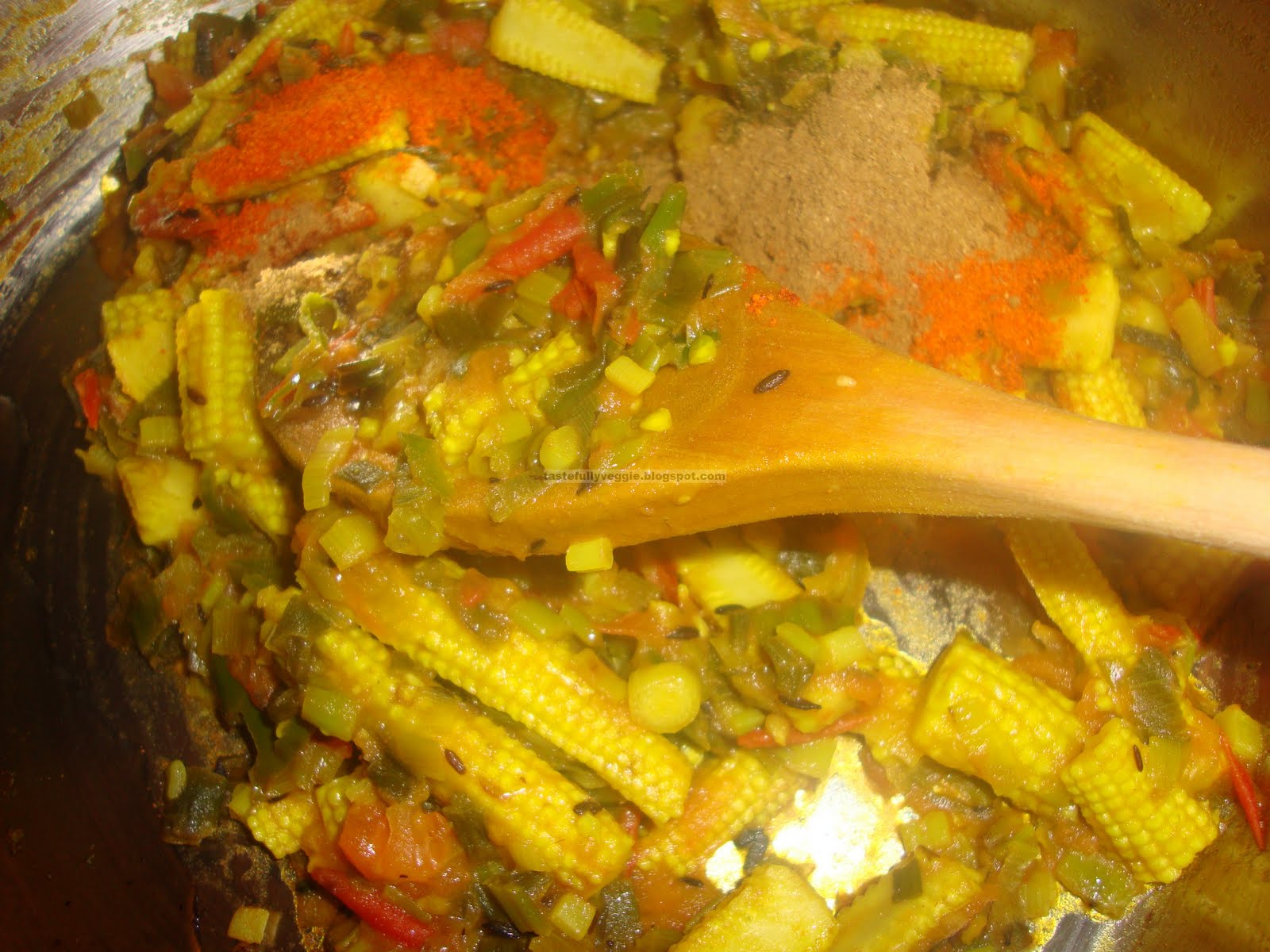 Tastefully Veggie ...: Baby Corn Spring Onion Wraps