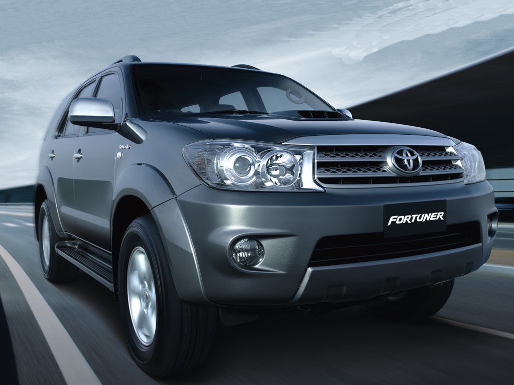 Toyota Fortuner, Land Cruiser, Hilux