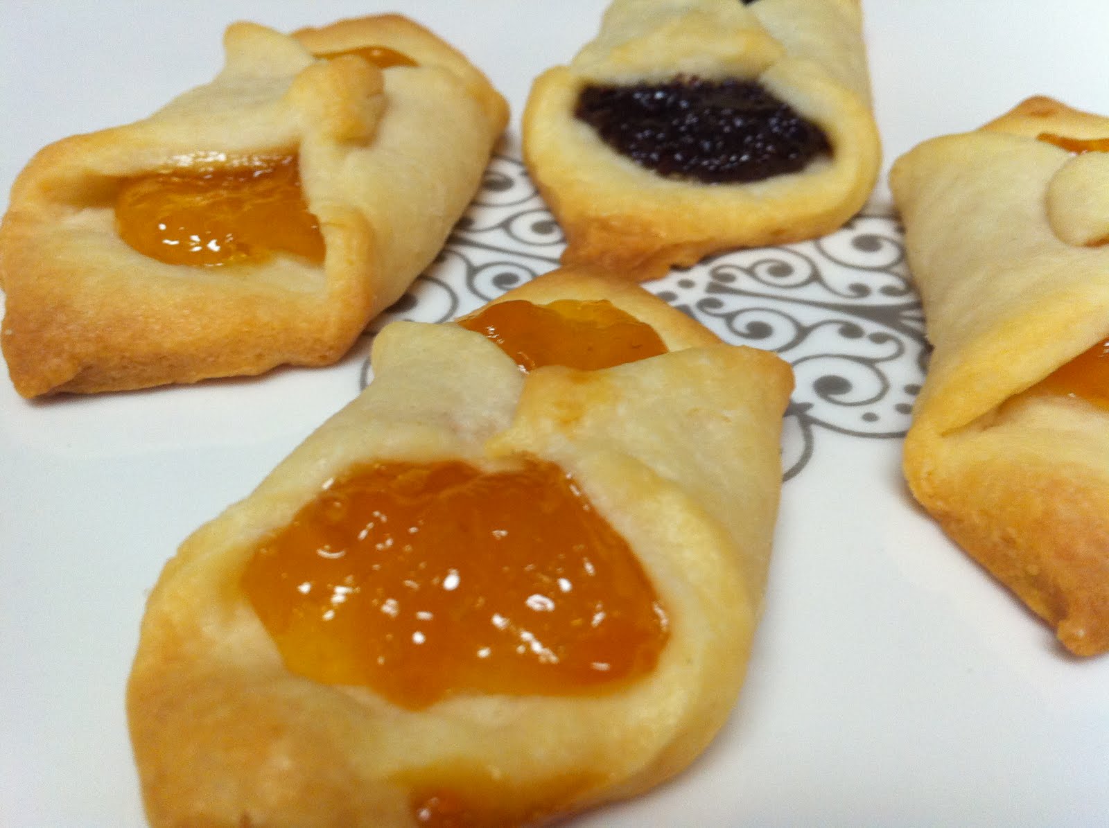 Pinch Of Sunshine: Hungarian Kiffle- Eggless Cookie