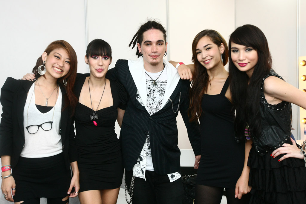 Moments of Loe: MTV World Stage : VJ Utt, Bunkface, Tokio Hotel, Wonder ...