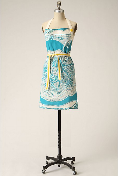 Shake and Bake: Newest Trend: Aprons.