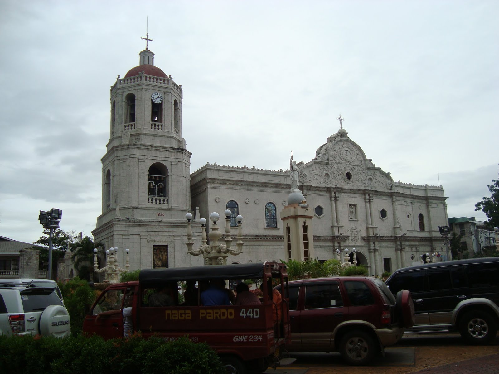 Blog Connection: The Cebu Metropolitan Cathedral in Cebu City, Philippines