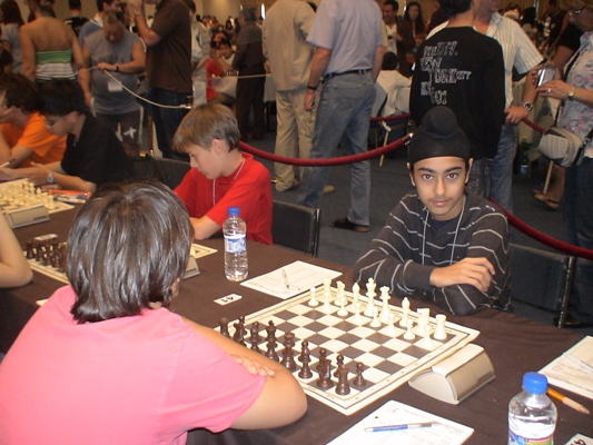 Canadian Youth Chess Team at WYCC 2010: Photos for rounds 7-8