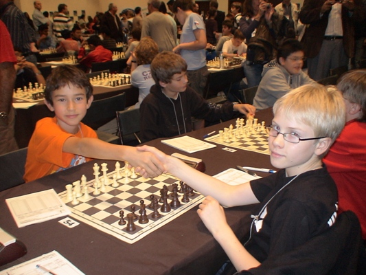 Canadian Youth Chess Team at WYCC 2010: Photos for rounds 7-8