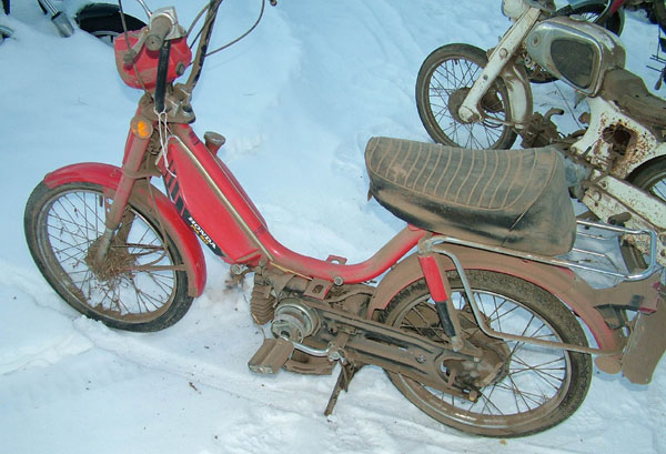 TRASH TAUKIN': O.C.D. Chopper moped