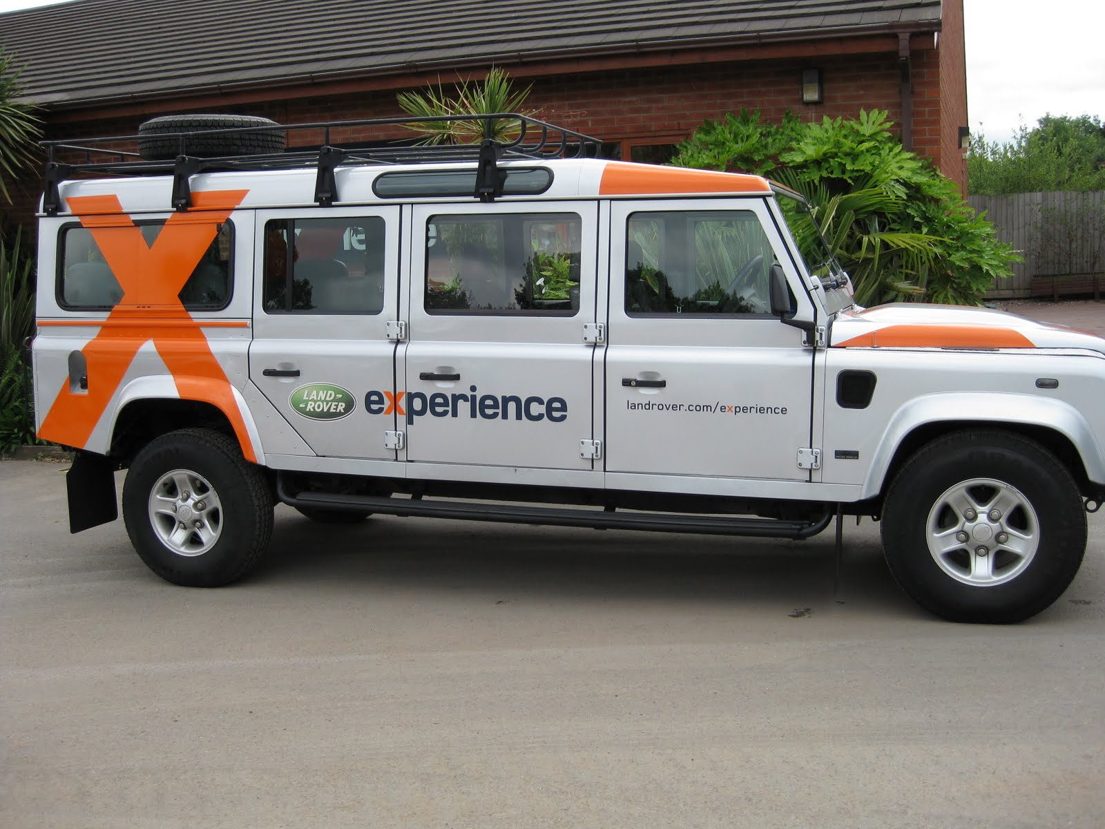 Land Rover Enthusiasts Club Rotorua: Land Rover Factory - Solihull