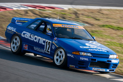 Carros: Calsonic Skyline R32 - 542 hp