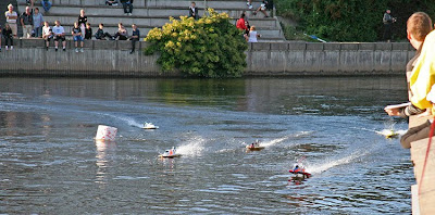 Radiostyrd Racing: SM3 i RC båt (OTA klassen)