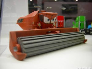 DISNEY PIXAR CARS: FRANK Η ΘΕΡΙΣΤΙΚΗ ΜΗΧΑΝΗ