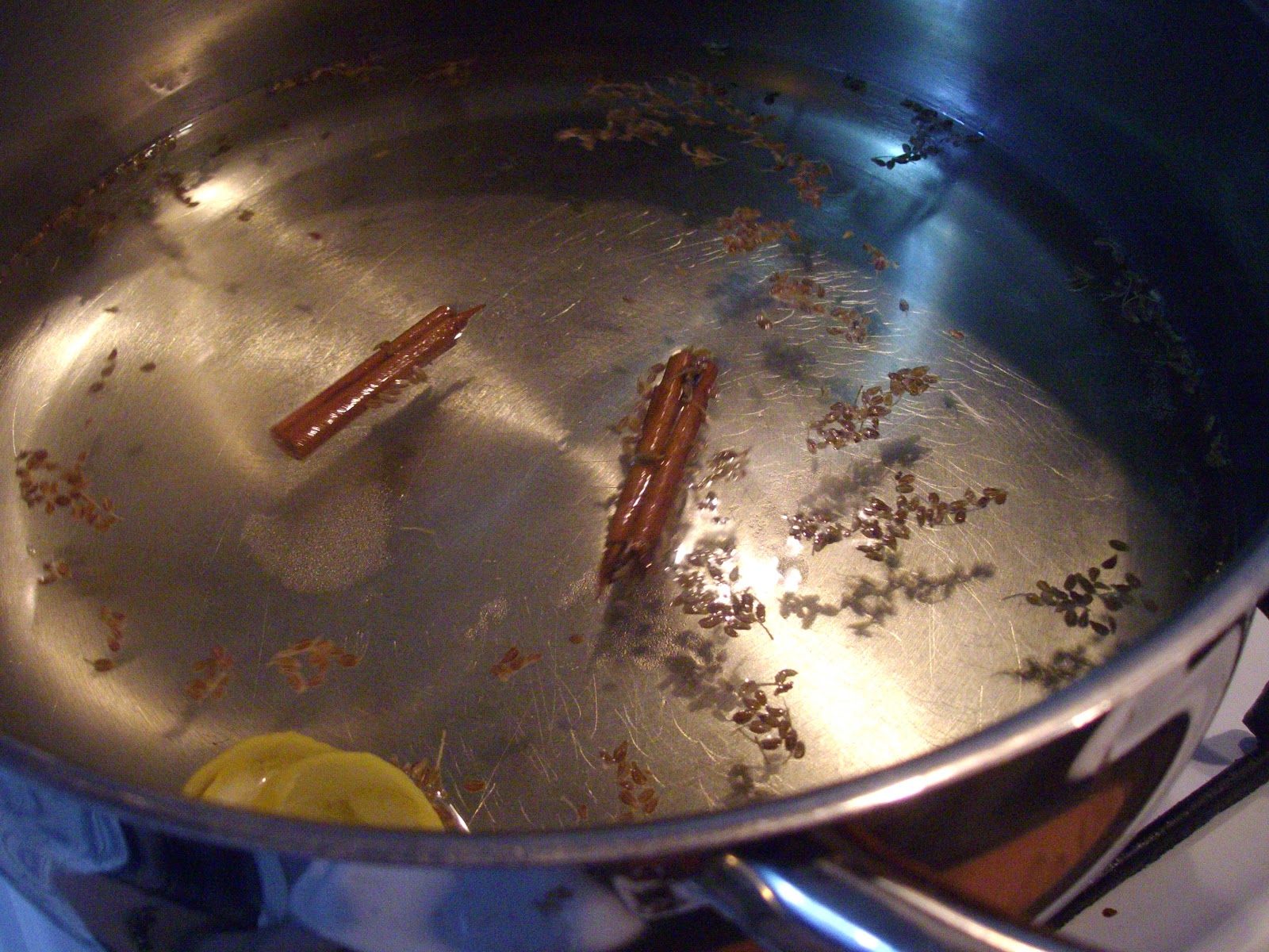 Gachas, arrope y calabazate: Novena hernandiana.