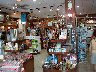 Daily Photos in St. Thomas: Shopping in Charlotte Amalie