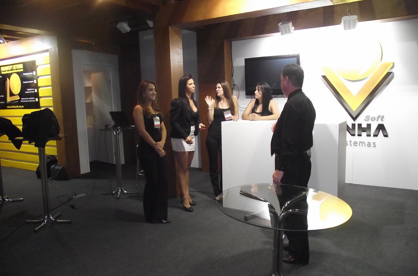 VinhaSoft Sistemas: Final de dia..tivemos visitas especiais e ...