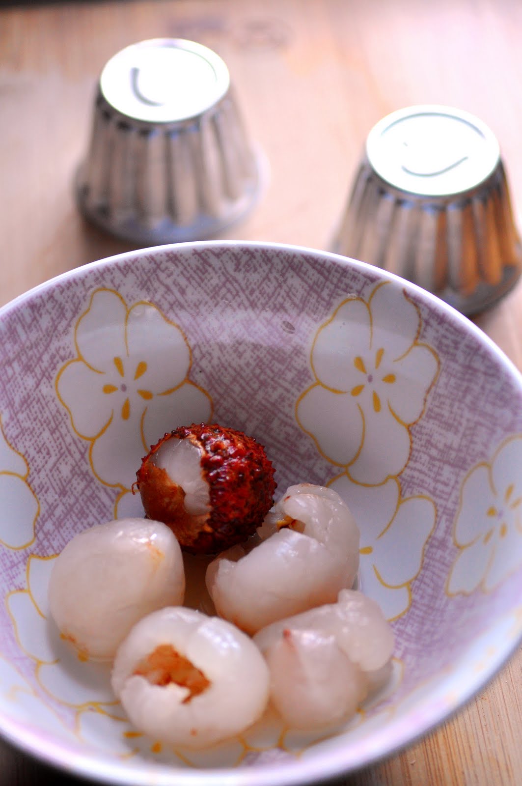 Délices et Caprices: Petit Suisse aux lychees, à la rose et au sucre ...