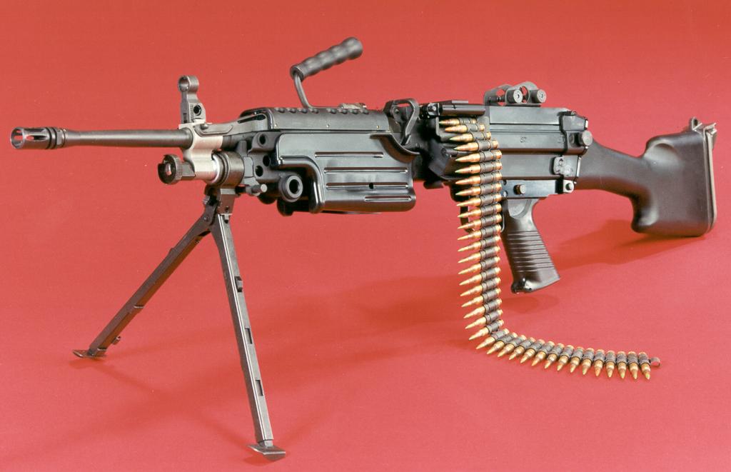@Pieteray: M249 SAW