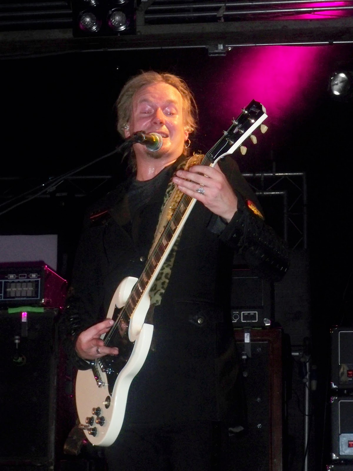 Tales of a Rail Warrior: Daniel Lioneye 2/1/2011 WarehouseLive Houston, TX