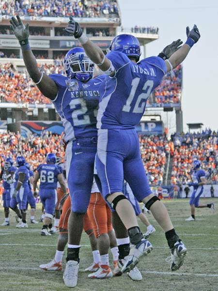 The Motivation of a Community: University of Kentucky Football: The ...